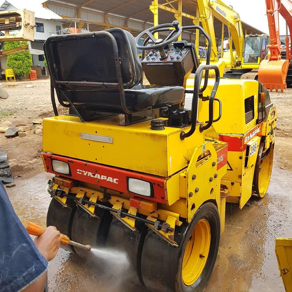 CV DIMAS PERKASA: Dynapac Type : tyre roller Model : CC102C tahun : 2019