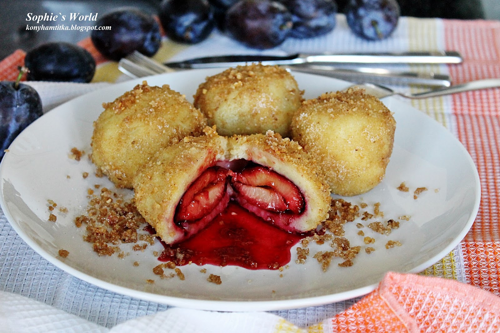 Sophie`s World : Knedle ili gomboce sa šljivama, provereni recept