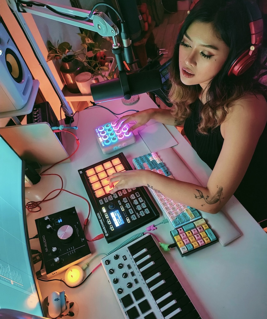 Lemon GreenTea: Lesha launches her debut album entitled Sun Moon Rising ...