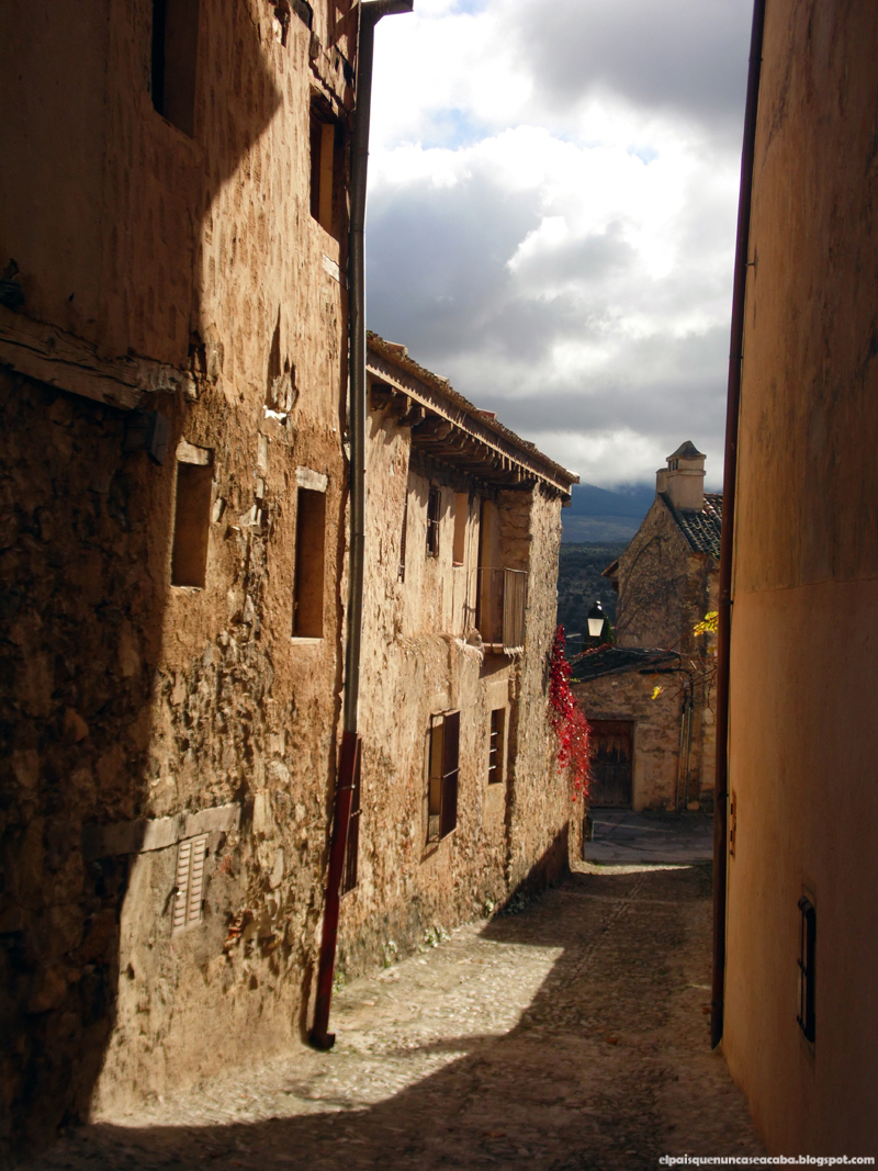 El país que nunca se acaba: Pedraza, el encanto de la piedra bien cuidada