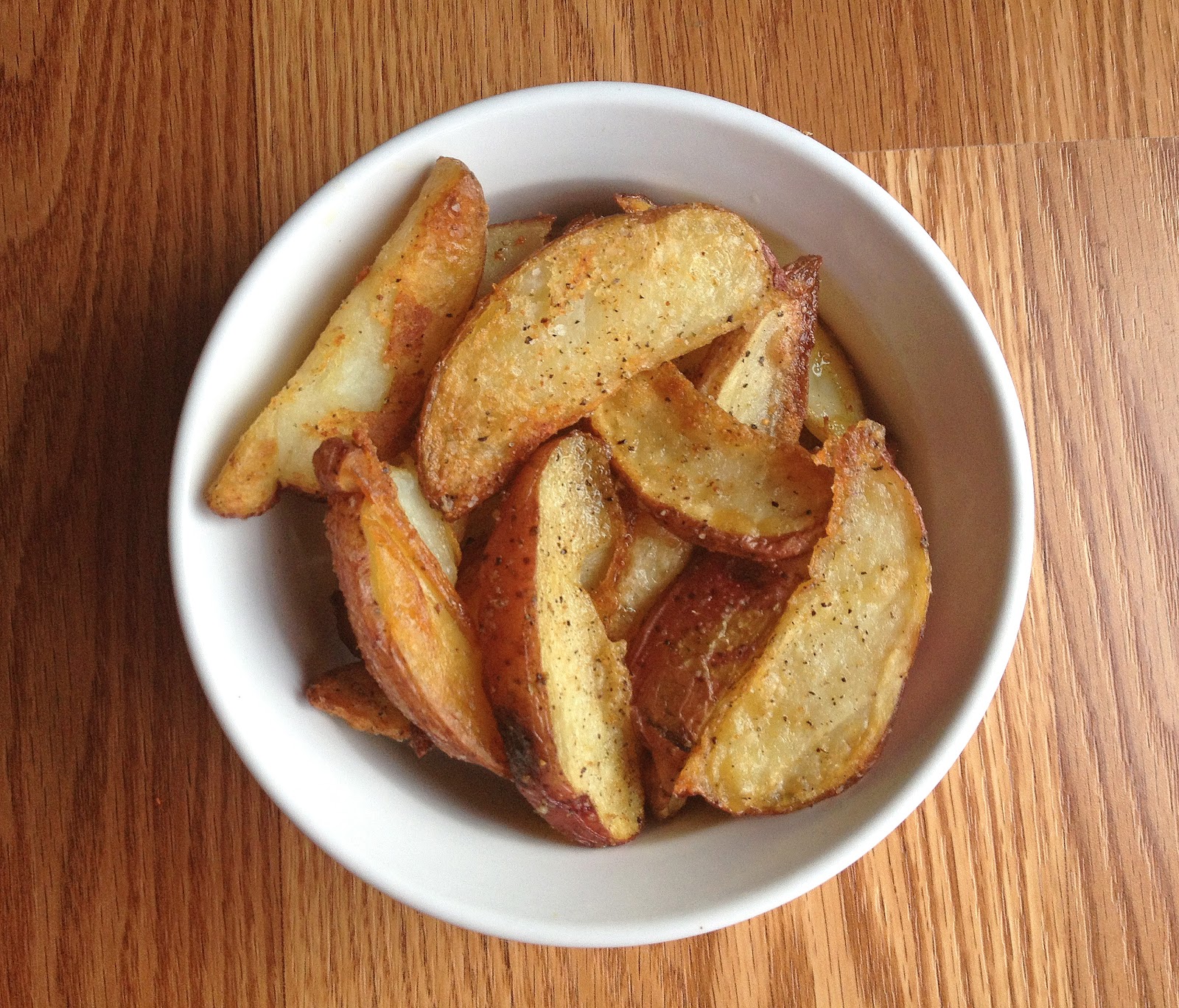 All Kinds of Yumm: Garlic and Herb Potato Wedges
