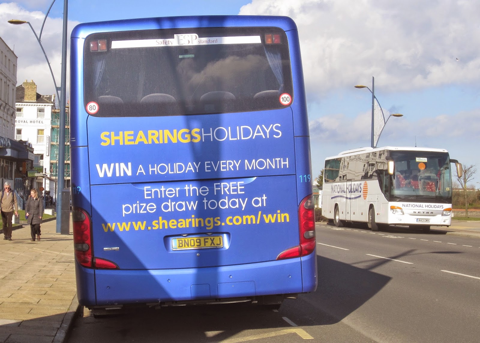 East Norfolk (& East Suffolk) Bus Blog: Shearings Group Delivery
