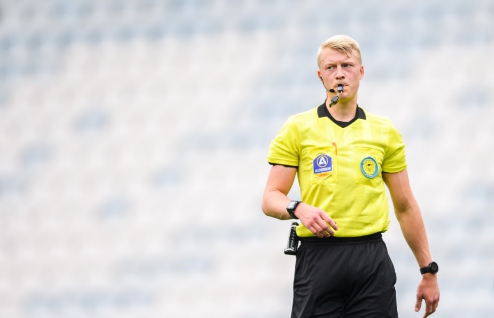 Law 5 - The Referee: 2021/22 UEFA Champions League Preliminary round