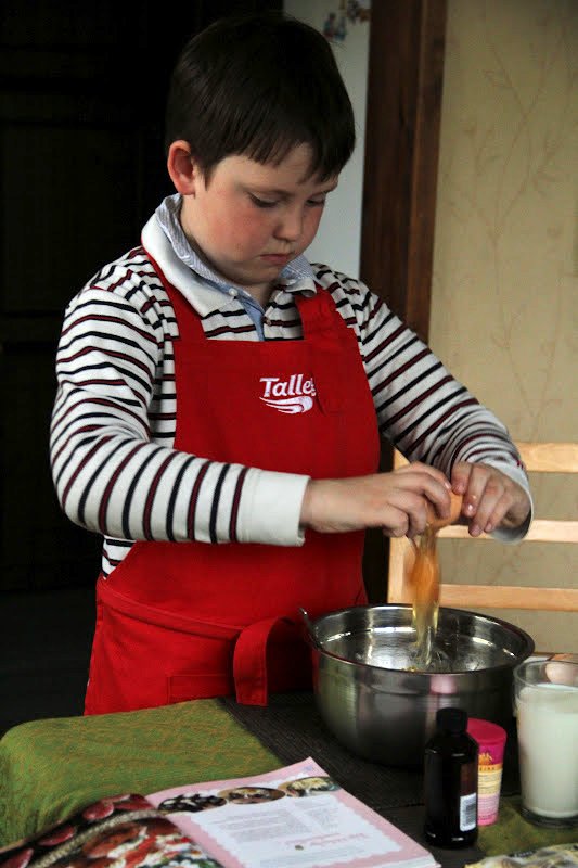 Sander köögis: Valge šokolaadiga maasikamuffinid