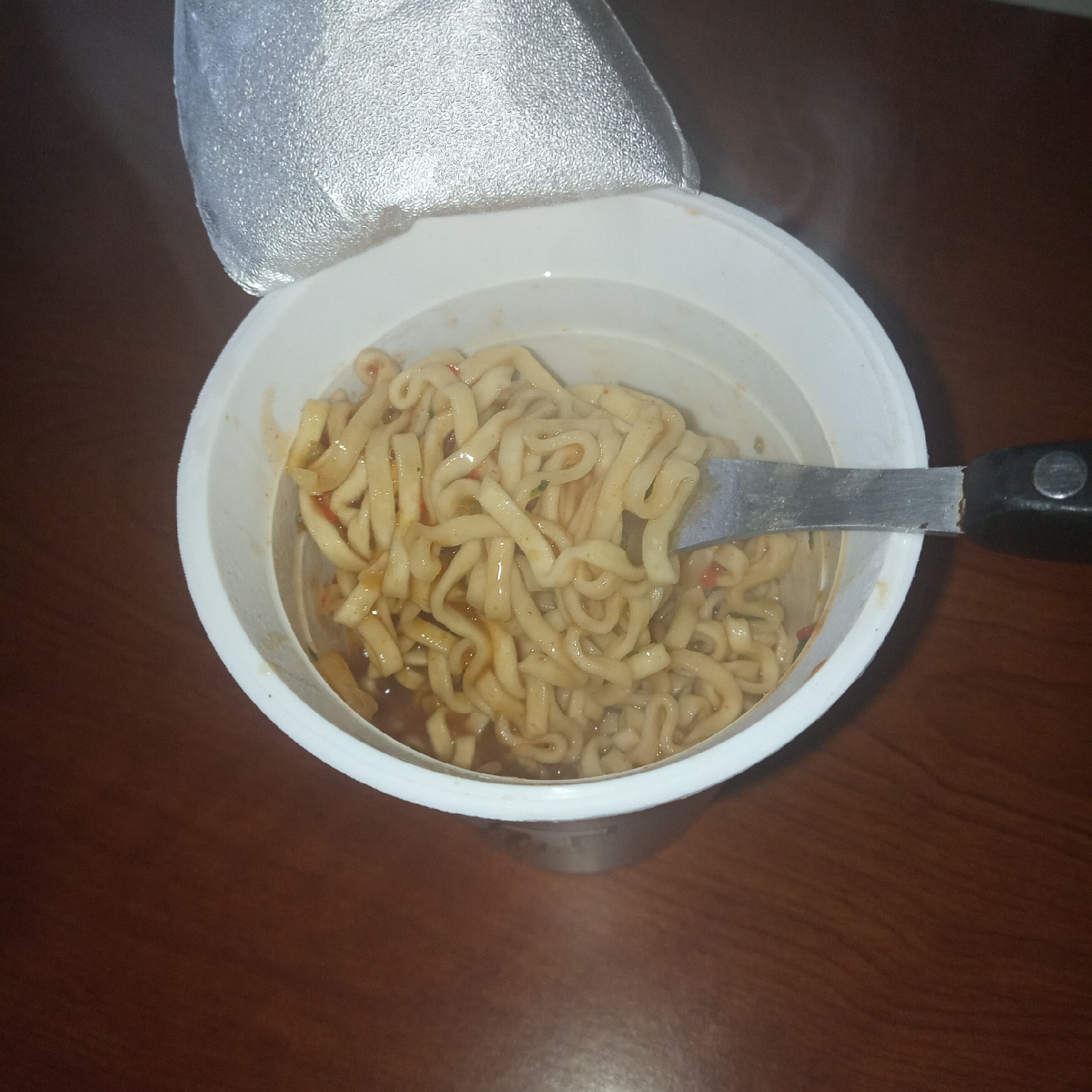 Supersupergirl's Food Reviews: Sticky Rib Flavour Pot Noodle review