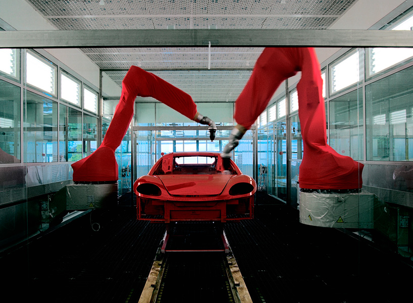 Trendciero: Ferrari factory tour:: Assembly line