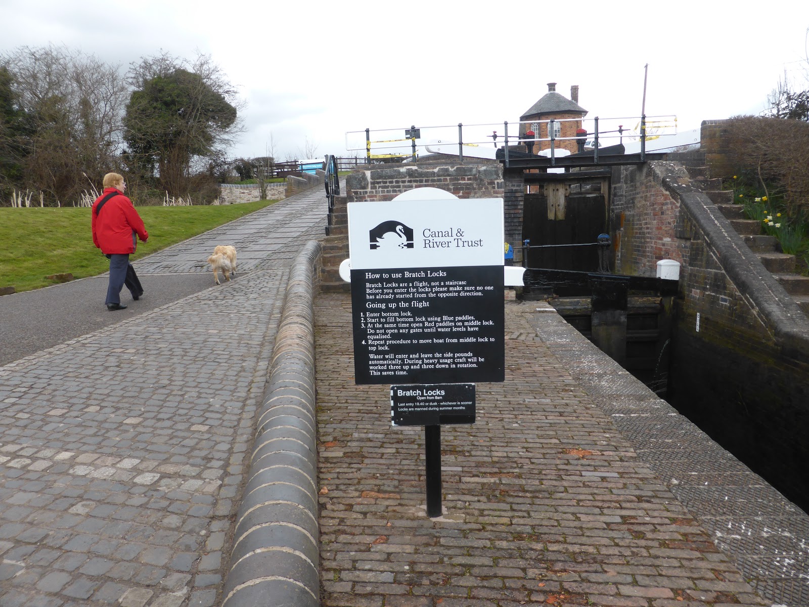 Narrowboat Chalkhill Blue - Locks: Locks: Staffordshire ...
