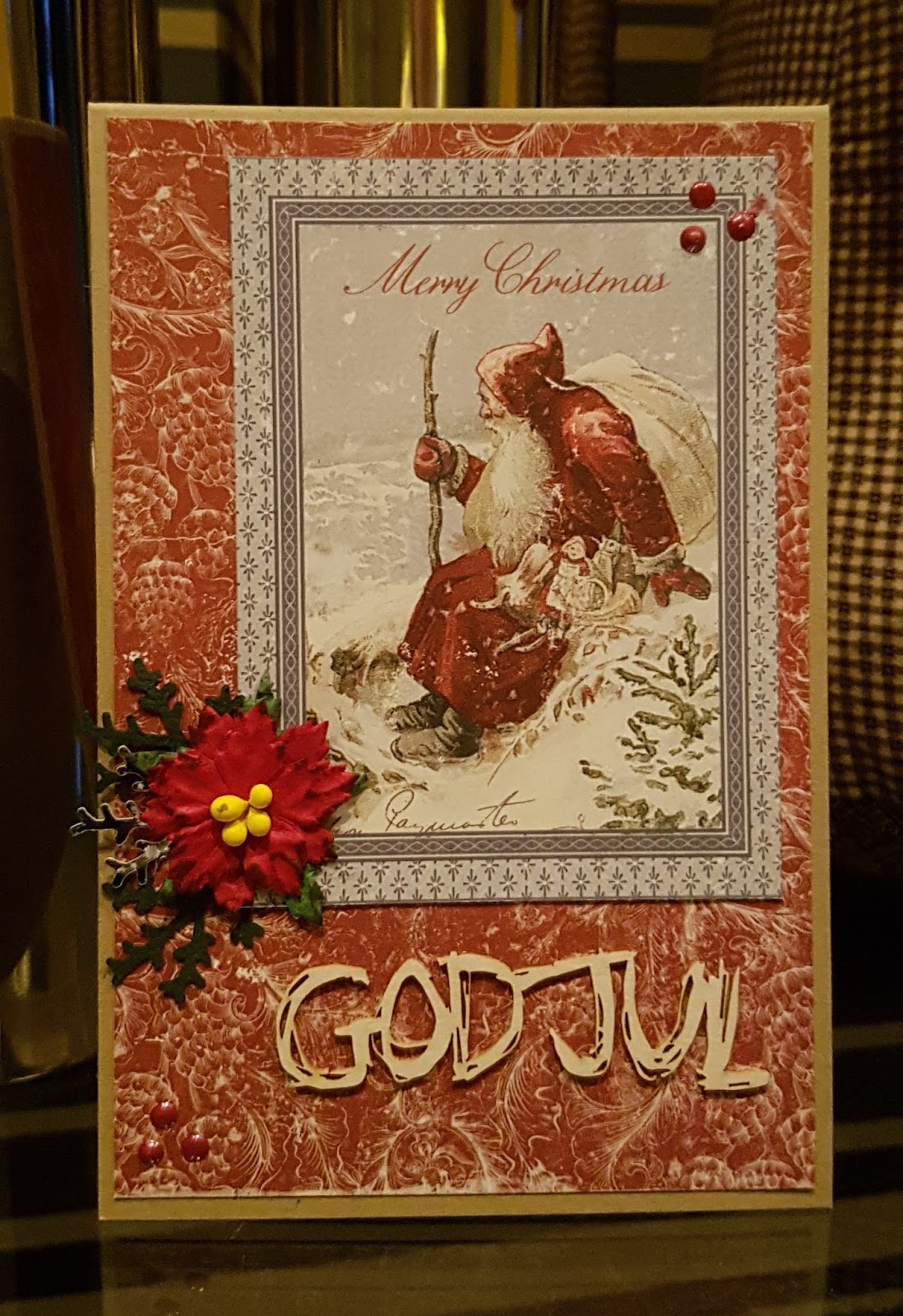 Jorunn`s scrapperier: Julekort med Maja Design ark