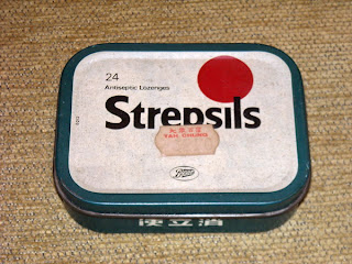 BARANG ANTIK DAN BARANG TETEK BENGEK: KALENG PERMEN - STREPSILS