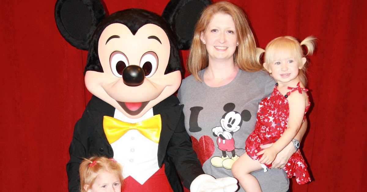 Growing Up Disney: Photo Flashback! Mickey, My how you've changed!