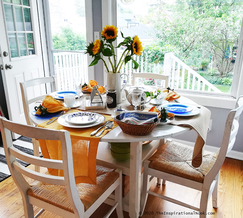 A Classic Summer Breakfast Table Setting