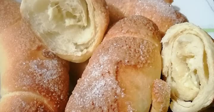 Cuernitos rellenos de 🧀 queso | Postres y Masitas