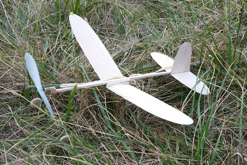 Scienceguyorg Ramblings: Volare Cloud Tramp Review