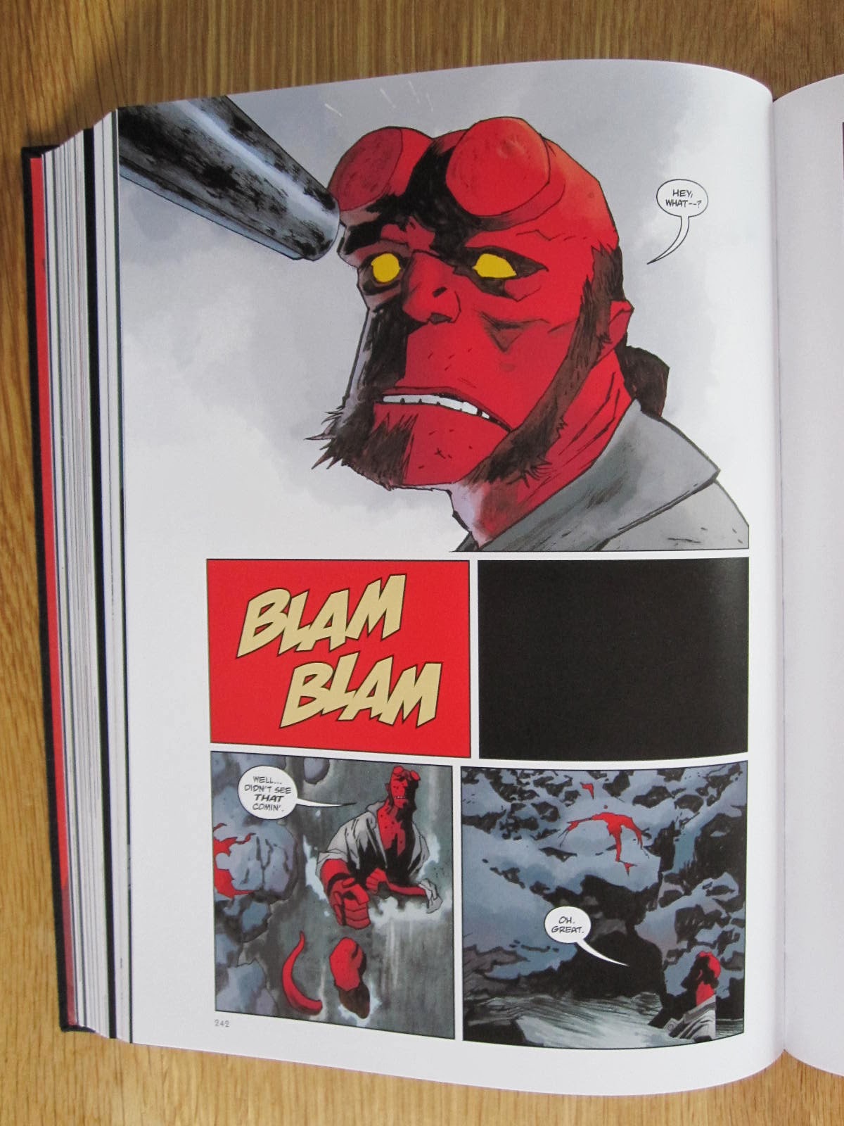 my absolute collection: Hellboy Library Edition Volume 6