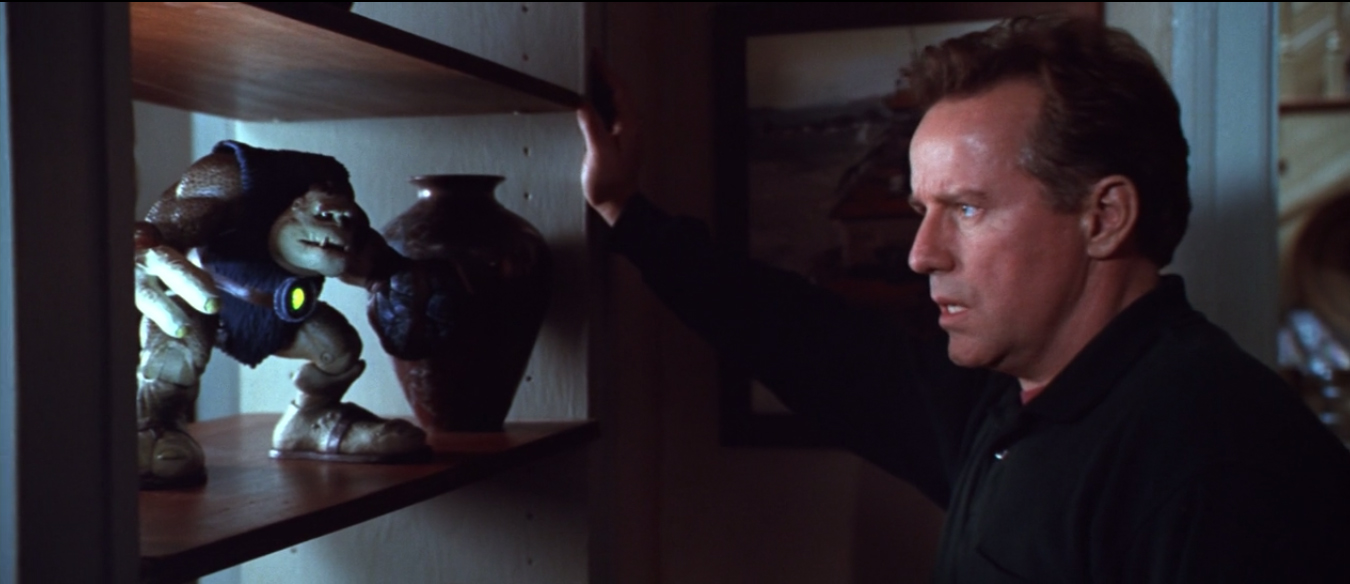 Retro Nerd Girl Movie Reviews: Small Soldiers 1998 Movie Review w/Spoilers