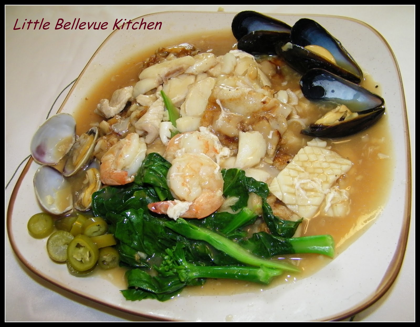 Little Bellevue Kitchen: Seafood Hor Fun (海鲜河粉)