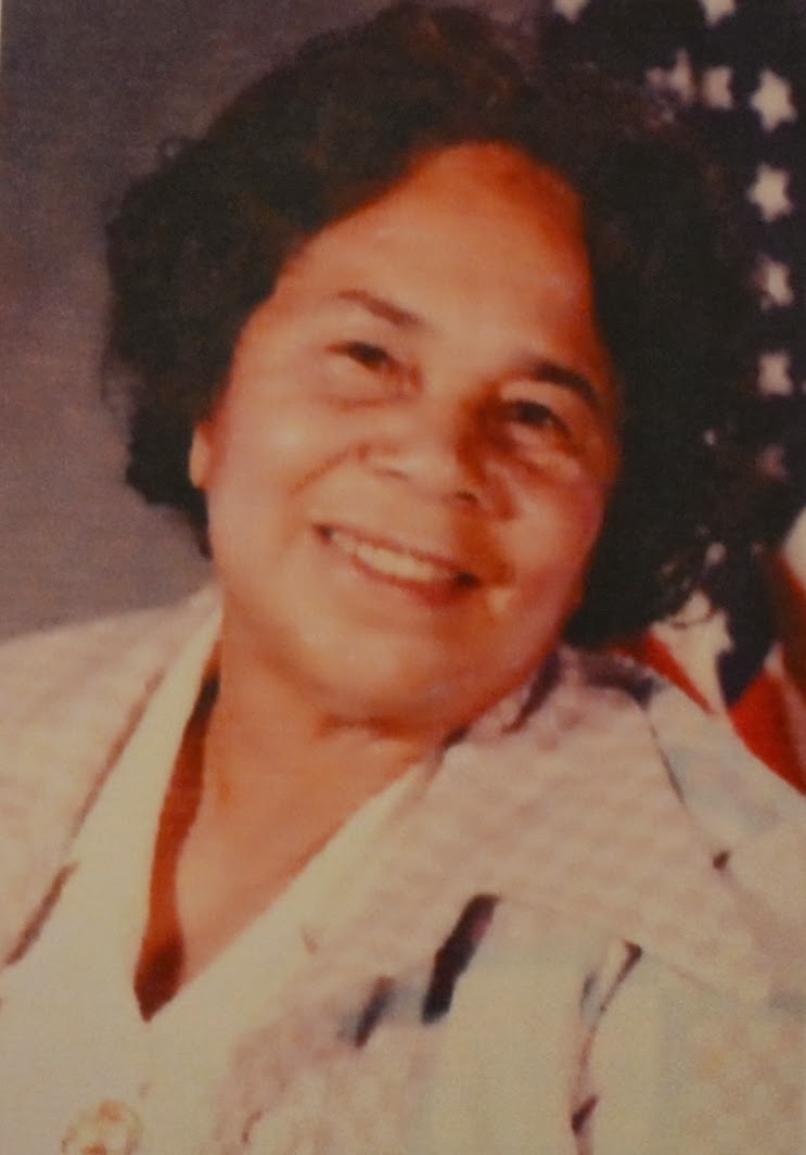 Edwina Baker's Instagram, Twitter & Facebook on IDCrawl