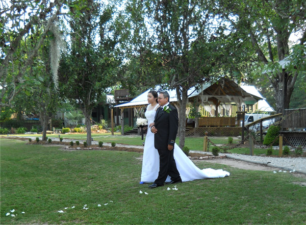Cochino Lodge Weddings: Arriaga and Baley Wedding at Cochino Lodge