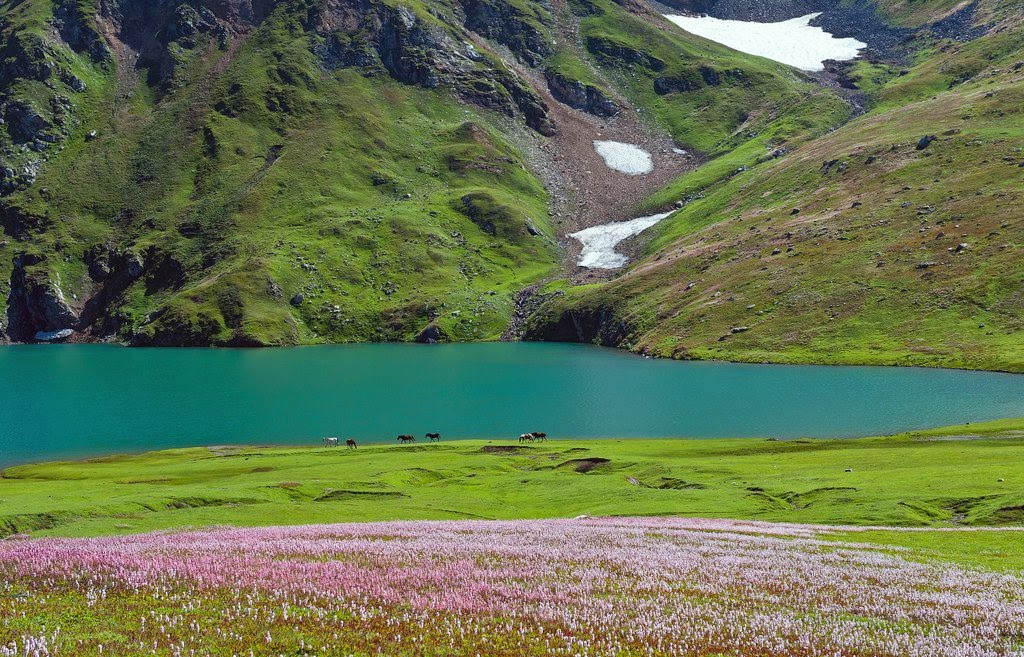Dudipatsar Lake, Kaghan Valley, Mansehra, Hazara-KPK, Pakistan ...