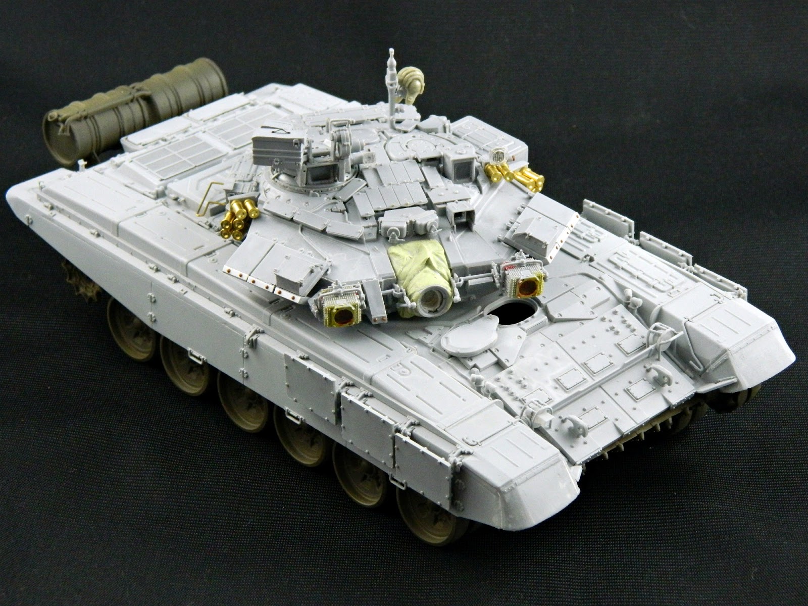 KNMinis: T-90: "Shtora"