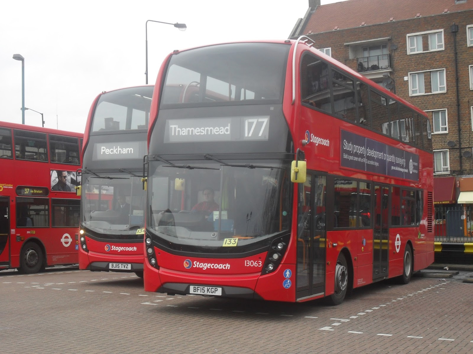 Steve's Bus & Train Page: E400H City - Copy Or Original?