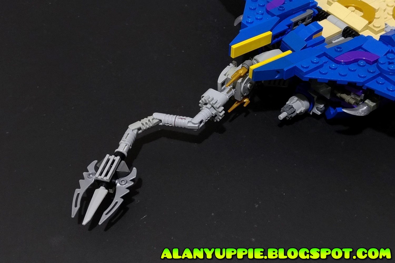 Alanyuppie's LEGO Transformers: LEGO Transformer Depth Charge from ...