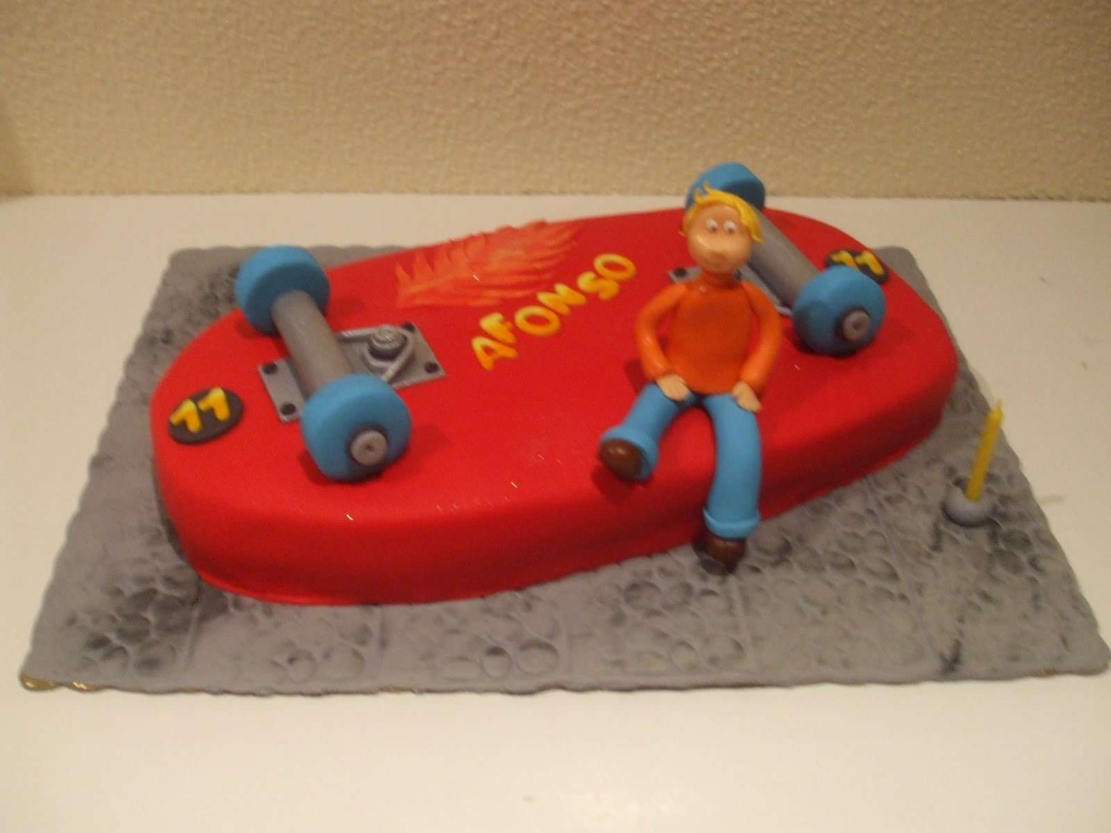 Miminhos Doces da Raquel - Bolos decorados: Skate radical.....