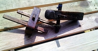 Peralatan tradisional untuk pertukangan kayu