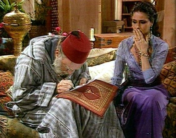 Figurino Jade em O Clone