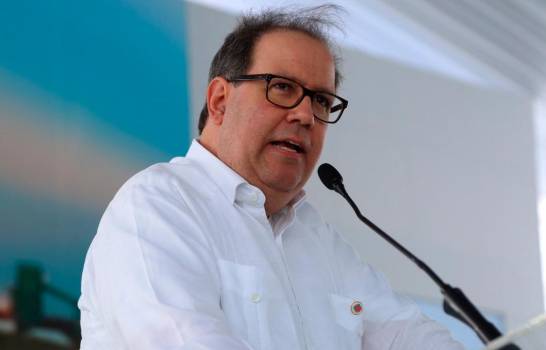 Aquí Primero: Empresario Felipe Vicini responsabiliza al gobierno y ...