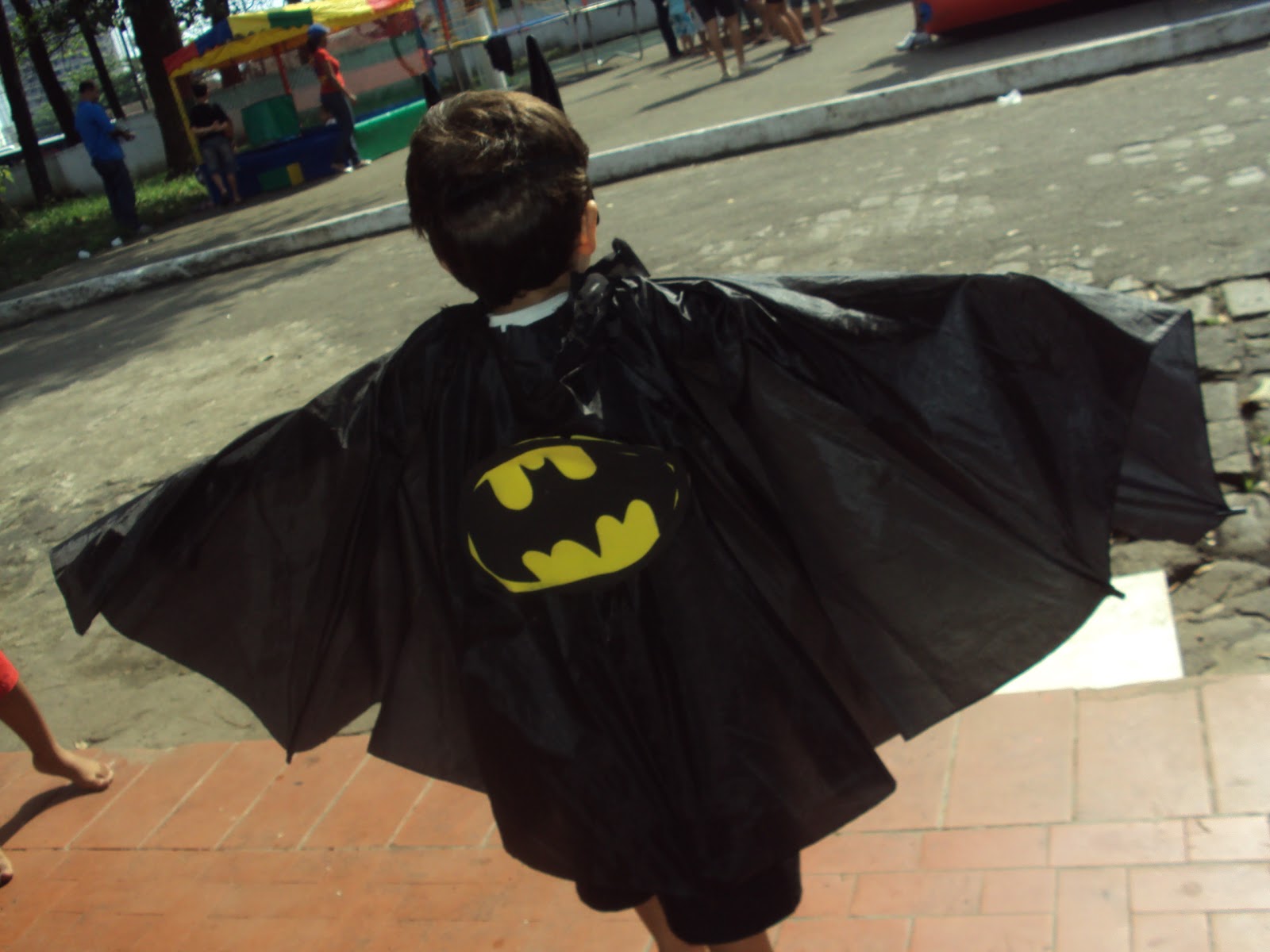 Viva la vida: Capa do batman fácil fácil!!!