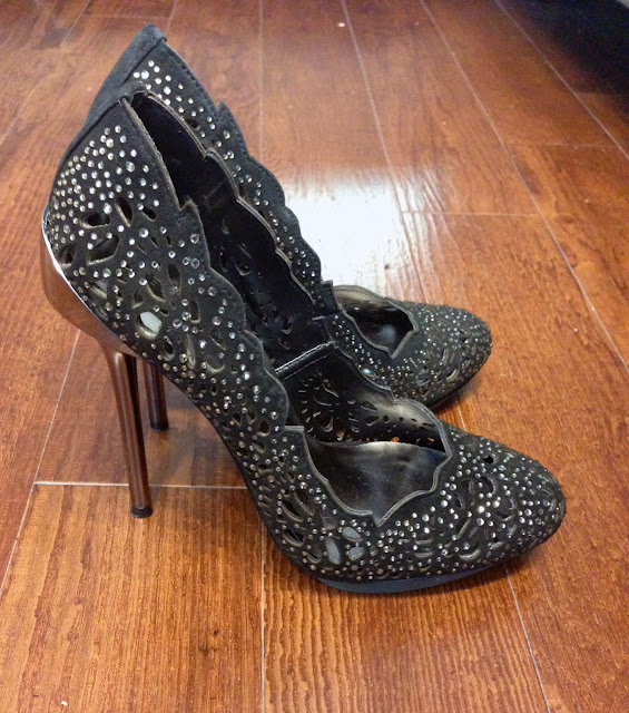 My Superficial Endeavors: BCBGMAXAZRIA Peacock Pumps & Faricia Sandals ...