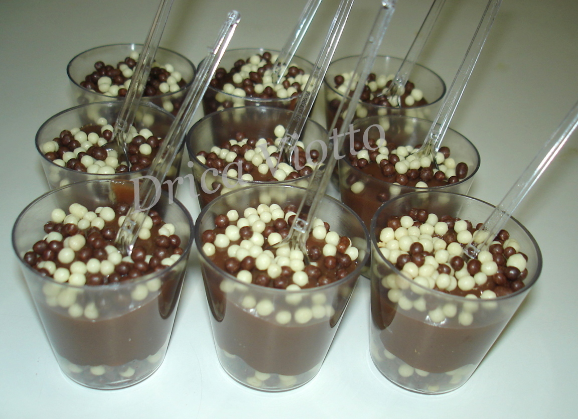 Docinhos no copinho - Drica Viotto