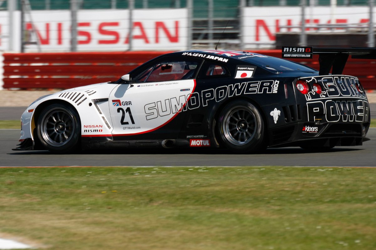 Nissan GT-R GT1