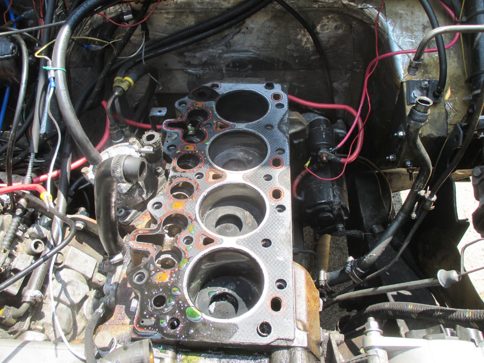 Genocache: Land Rover 200TDI valve stem seal replacement