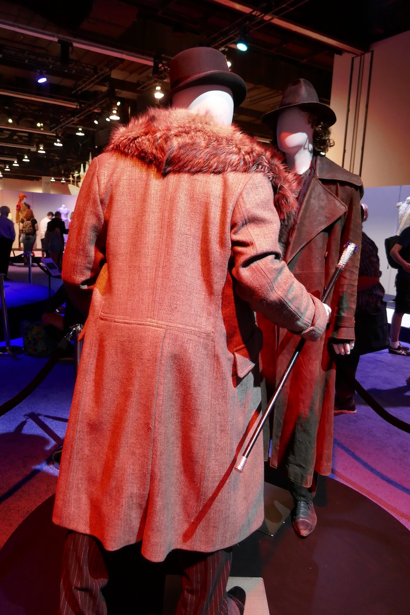 Hollywood Movie Costumes and Props: Nicolas Cage and Alfred Molina ...