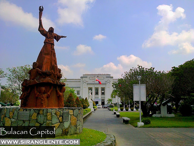 SIRANG LENTE: TRAVEL GUIDE: BULACAN PROVINCIAL CAPITOL