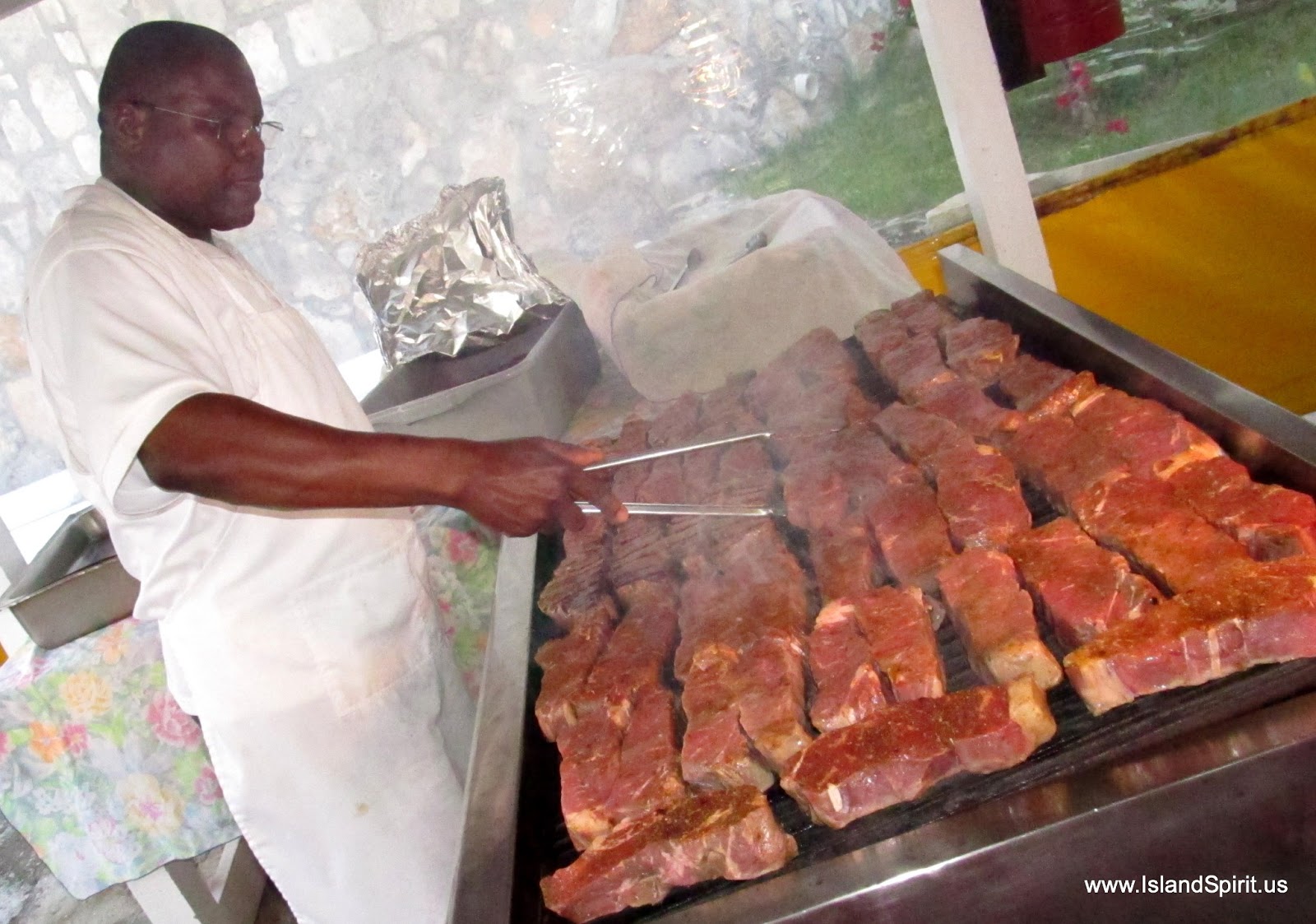 Jib Room and Beyond - svIslandSpirit.com