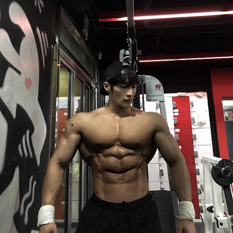 Muscle, Muscle, Muscle: Jun Cho