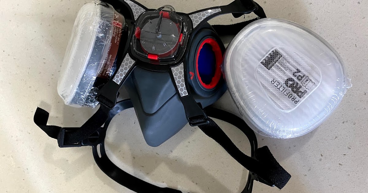 Ernest's Garage: Half face mask for spraying