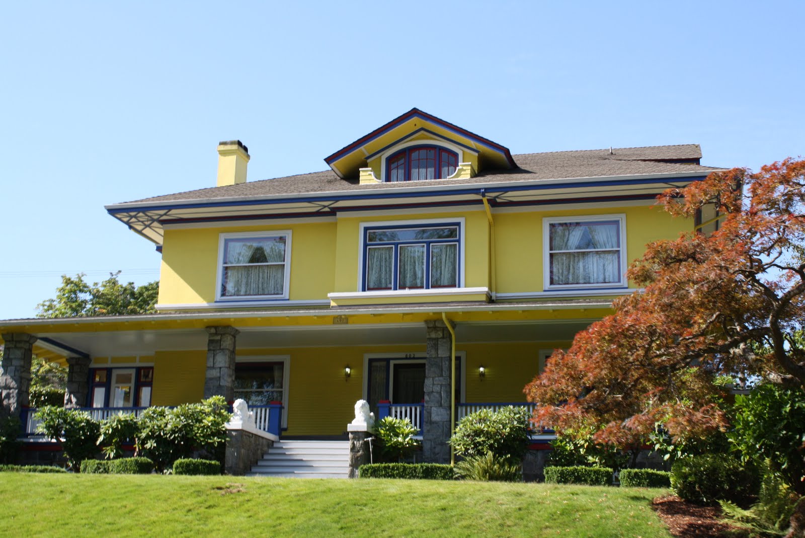 Yellow Homes | thinking yellow