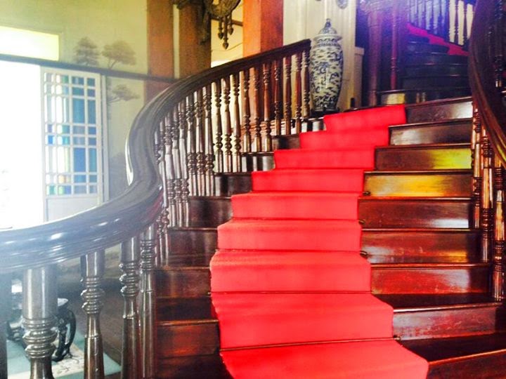 Iloilo: The Vicente Lopez Mansion and Nelly Gardens