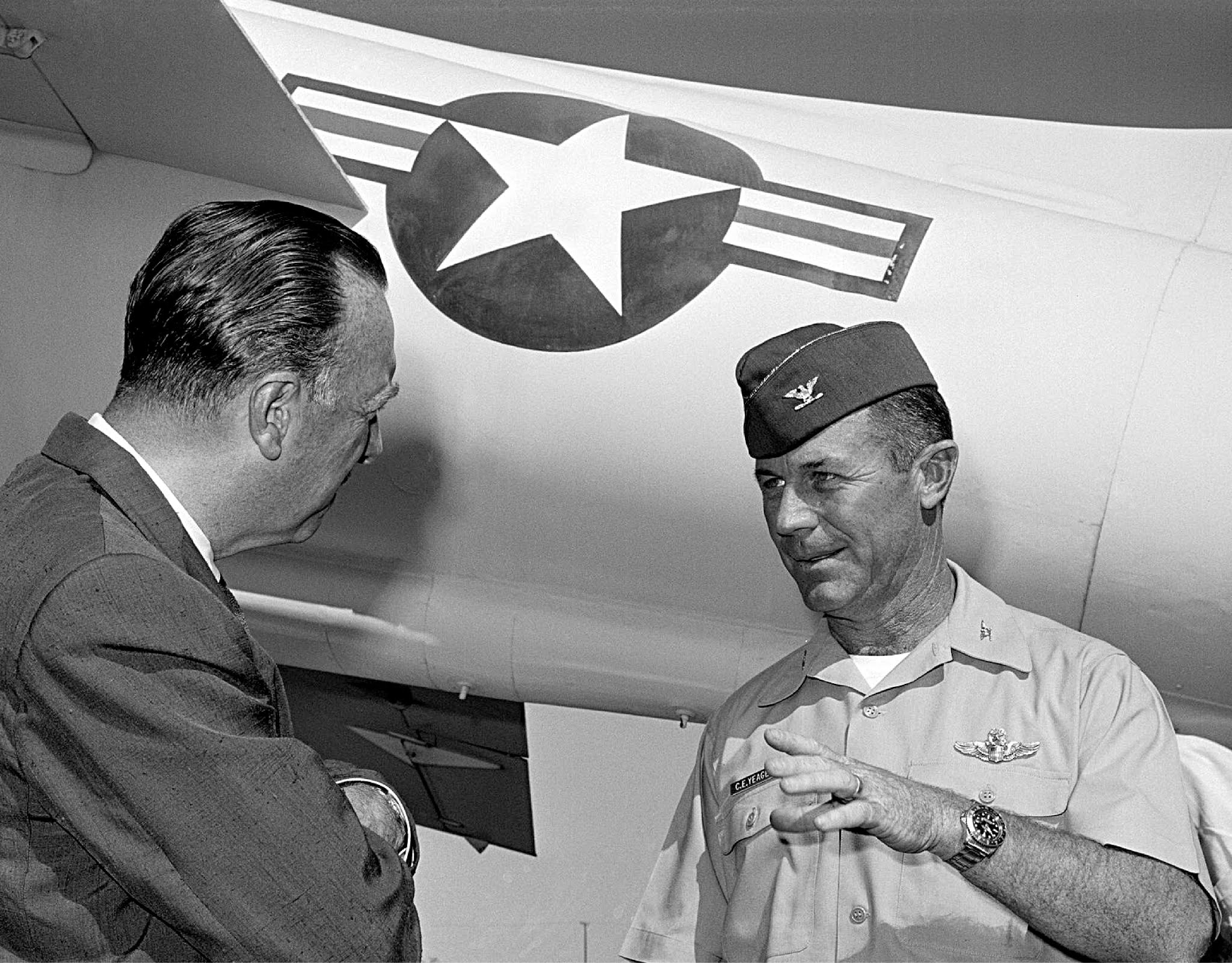 Welcome to RolexMagazine.com: Rolex Super Coolness: Chuck Yeager An ...