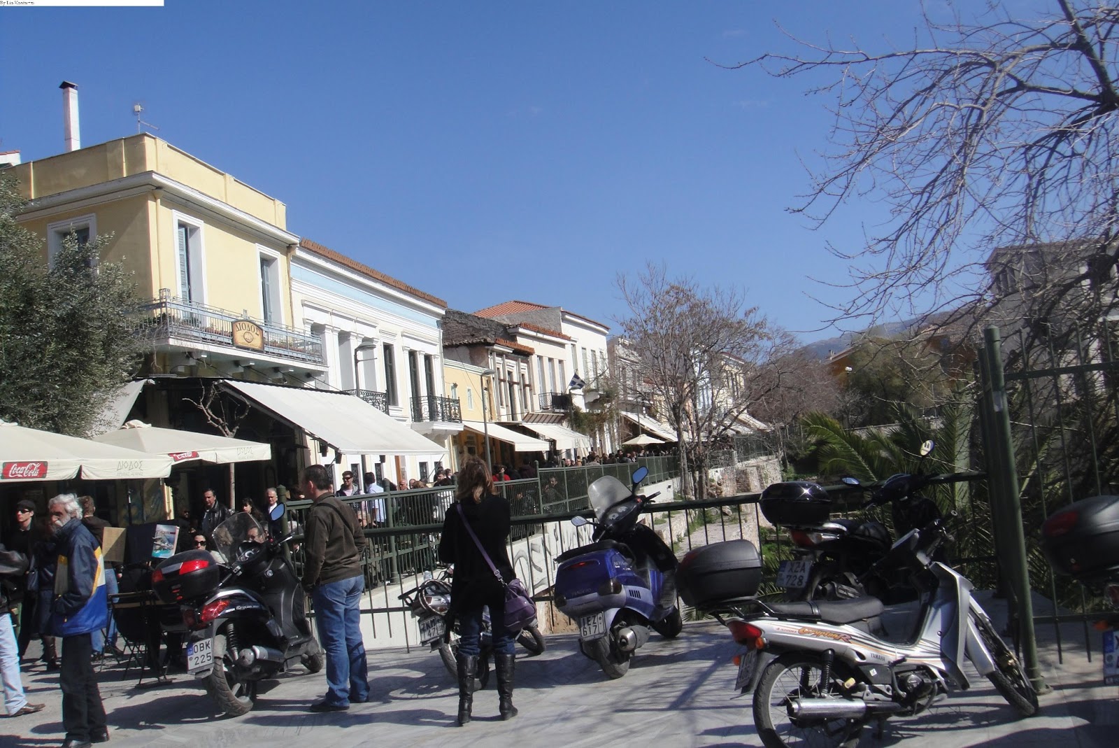 Ταξιδεύοντας στα σύννεφα..: (2)ΑΘΗΝΑ-ΒΟΛΤΑ ΣΤΙΣ ΓΕΙΤΟΝΙΕΣ ΤΗΣ ΠΛΑΚΑΣ ...