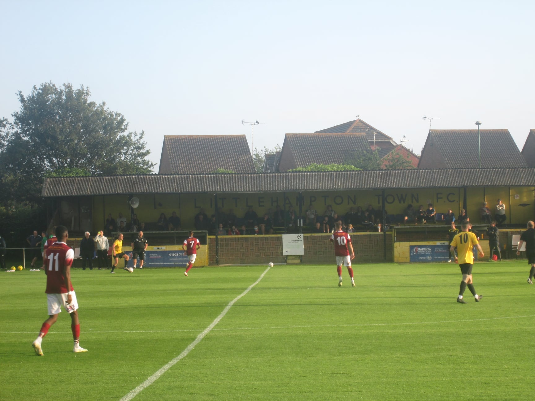 Pie and Mushy Peas: Littlehampton Town FC