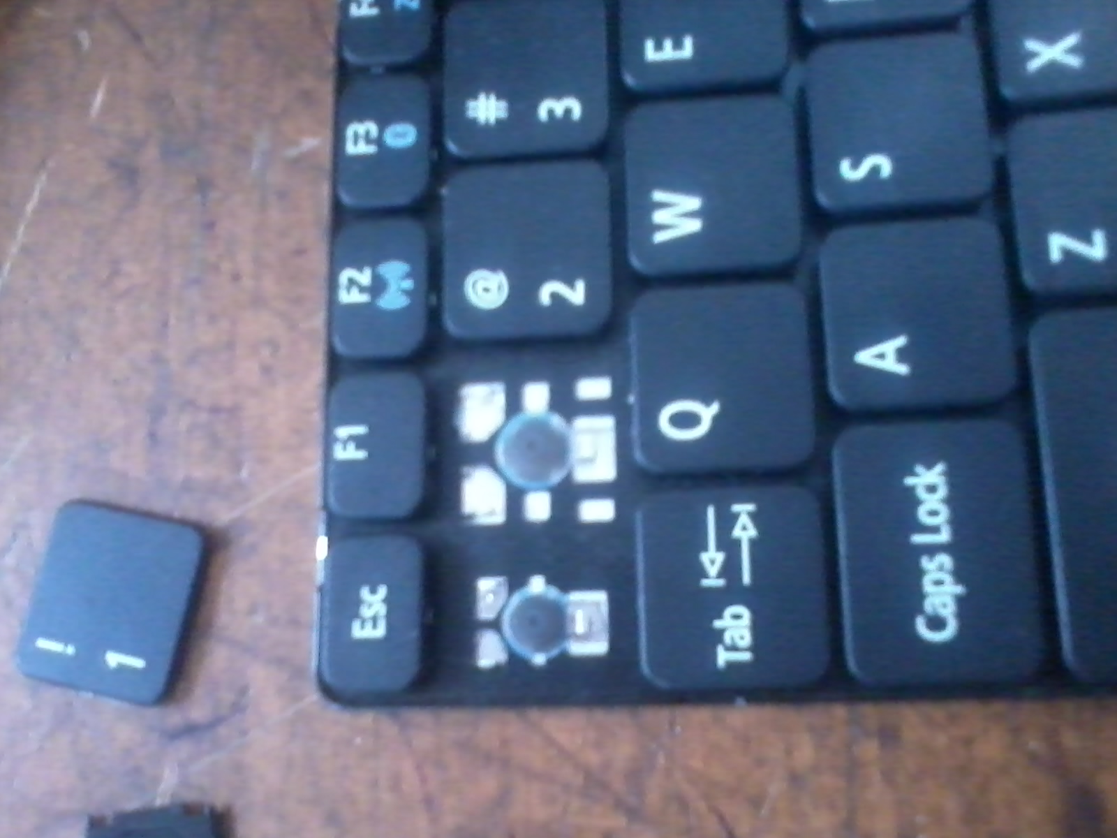 KedaiKompi: Tips Memperbaiki Tombol Keyboard pada Laptop