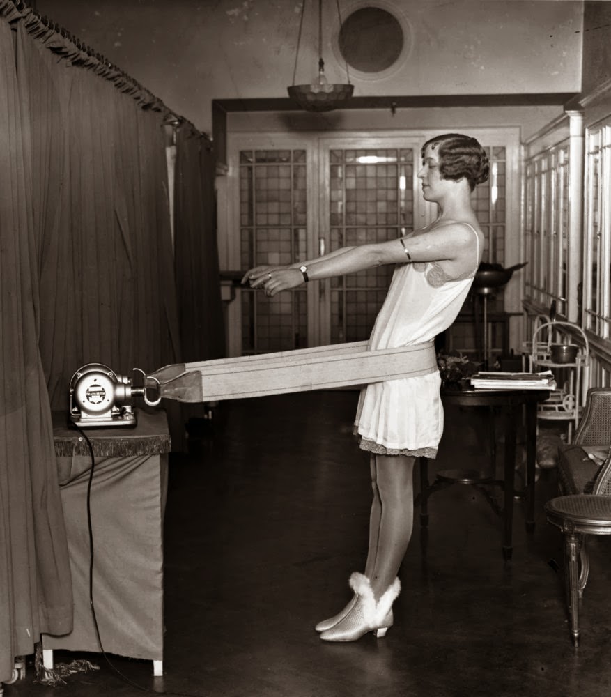 Hi Guys,: Vintage Photos Of Women Exercising Make Us Appreciate Our ...