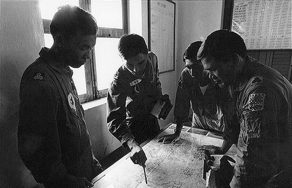 The Republic of Vietnam Historical Society Blog: VNAF vs ARVN Officer Ranks