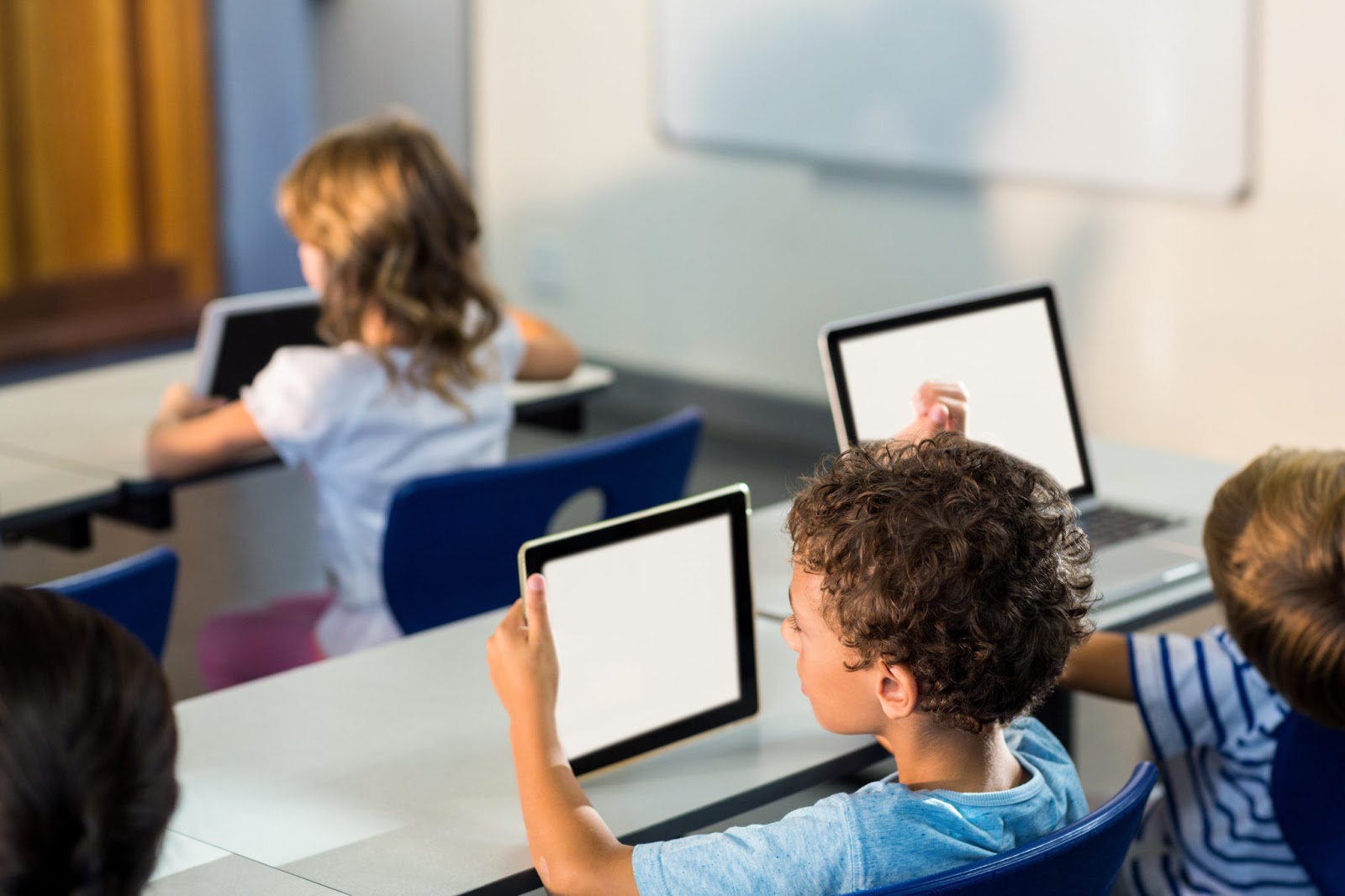 Does The Use Of Computer technology In Class Benefit The Educational does-the-use-of-computer-technology-in-class-benefit-the-educational