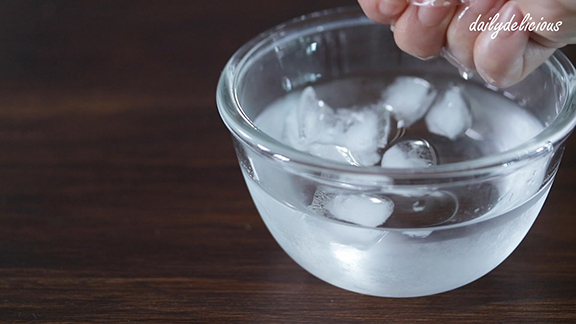 dailydelicious thai: เค้กช็อกโกแลตใส้สตรอเบอรี่: Chocolate, strawberry ...